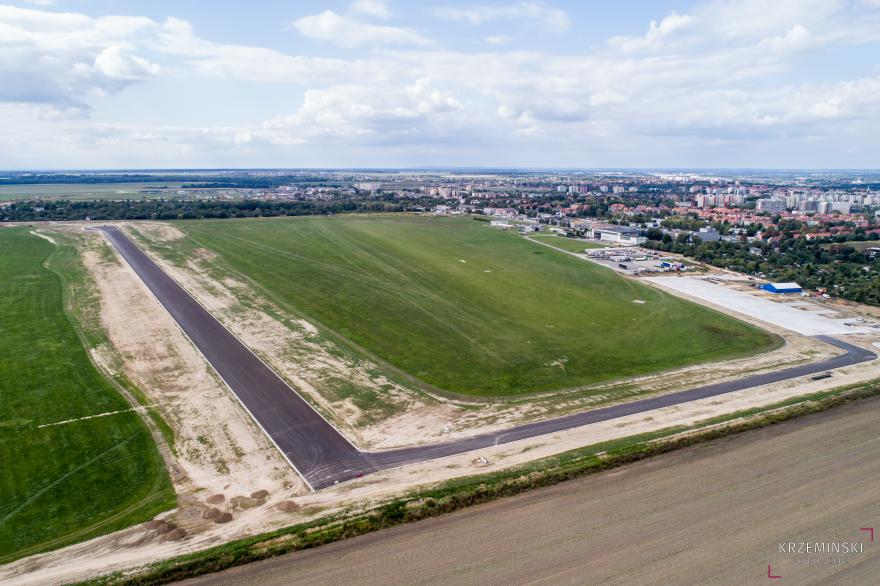 Gliwickie lotnisko rozbudowane. Mamy nowy pas startowy | infogliwice.pl ... Gliwickie lotnisko rozbudowane. Mamy nowy pas startowy | infogliwice.pl ...